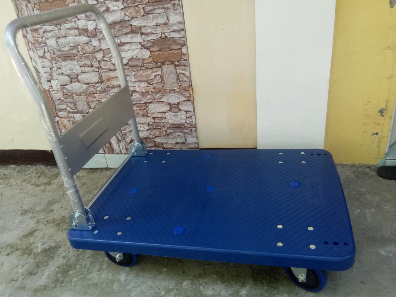 Push Cart (Hard Plastic) 400kg – Arrow Hardware